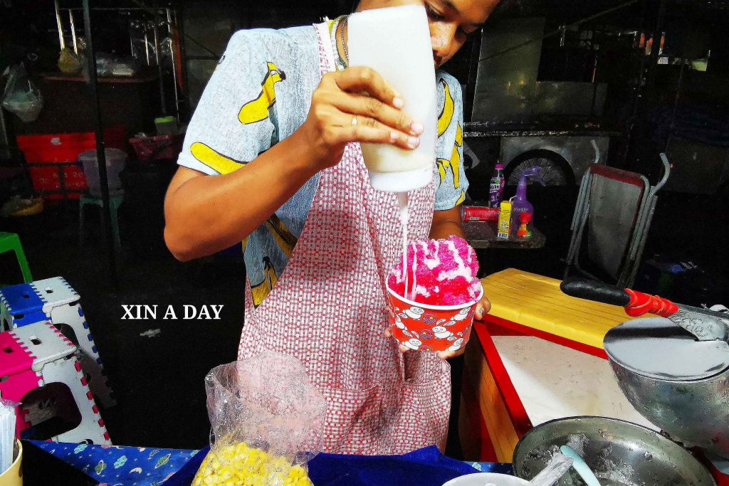 【曼谷旅游】Market Din Daeng 在地人才会去的夜市 – Xin A Day 昕 一 天
